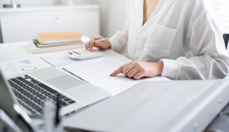 Year-End Accounting: Procedures, Closing, Best Practices, and Checklist ...