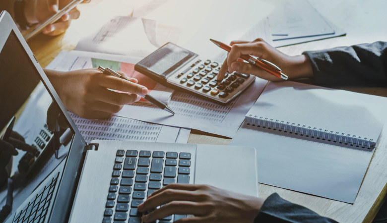 Reinforcement Learning in Finance | PLANERGY Software