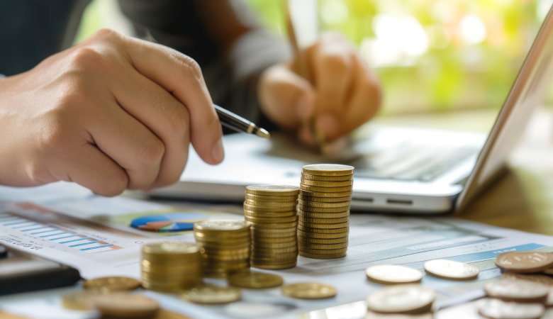 Solvency Ratio: Types, Examples and How Is It Calculated? | PLANERGY ...